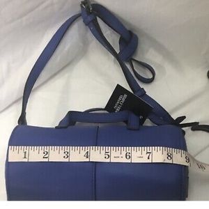 Simply Vera Vera Wang | Bags | Simply Vera Wang Blue Round Cylinder ...